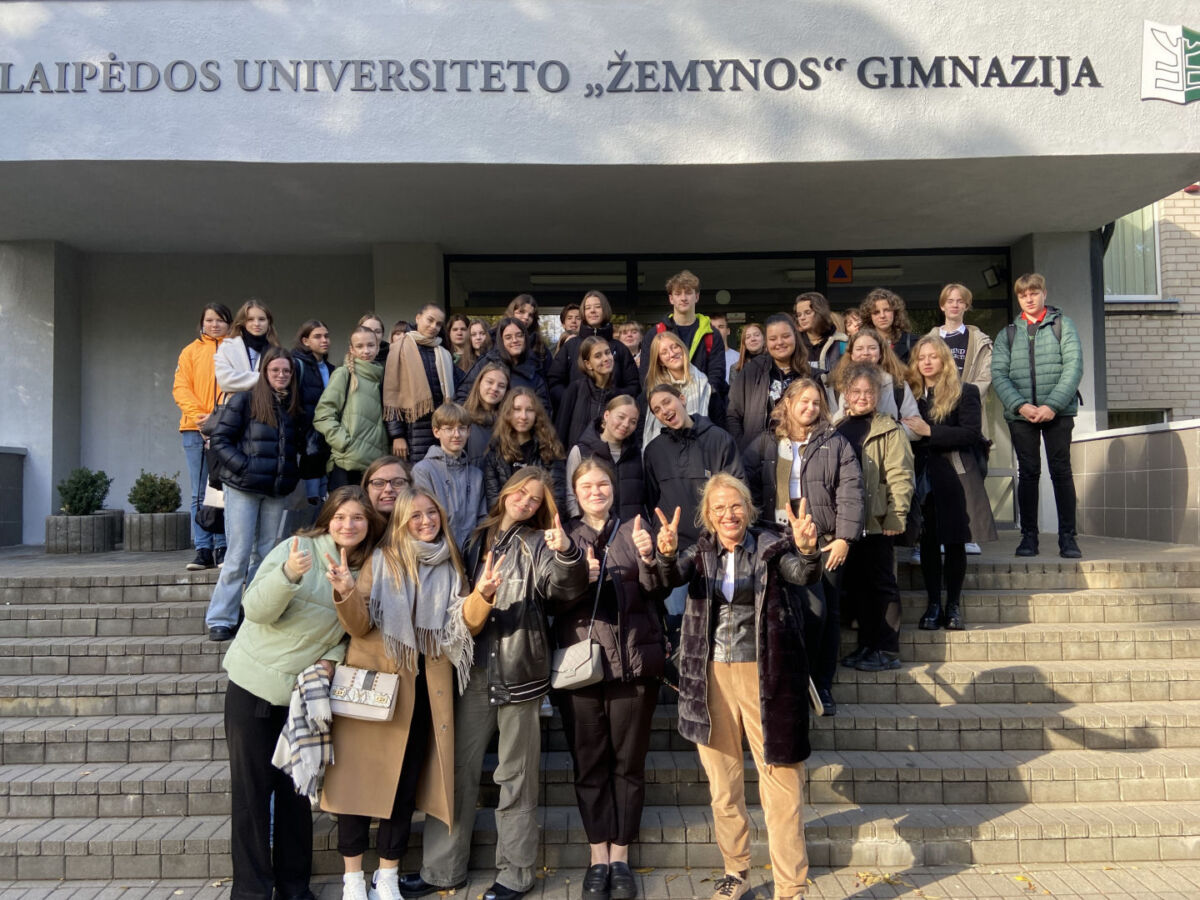 „Mažasis princas“ prancūziškai Klaipėdos „Žemynos“ gimnazijoje ...